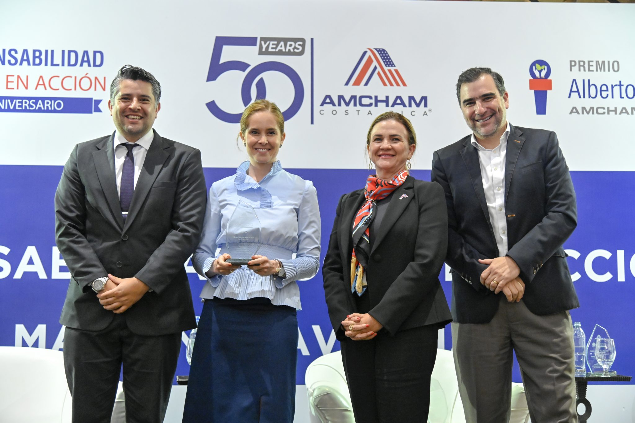 Reconocimientos a proyectos por su innovación, larga trayectoria e interacciones en redes ...