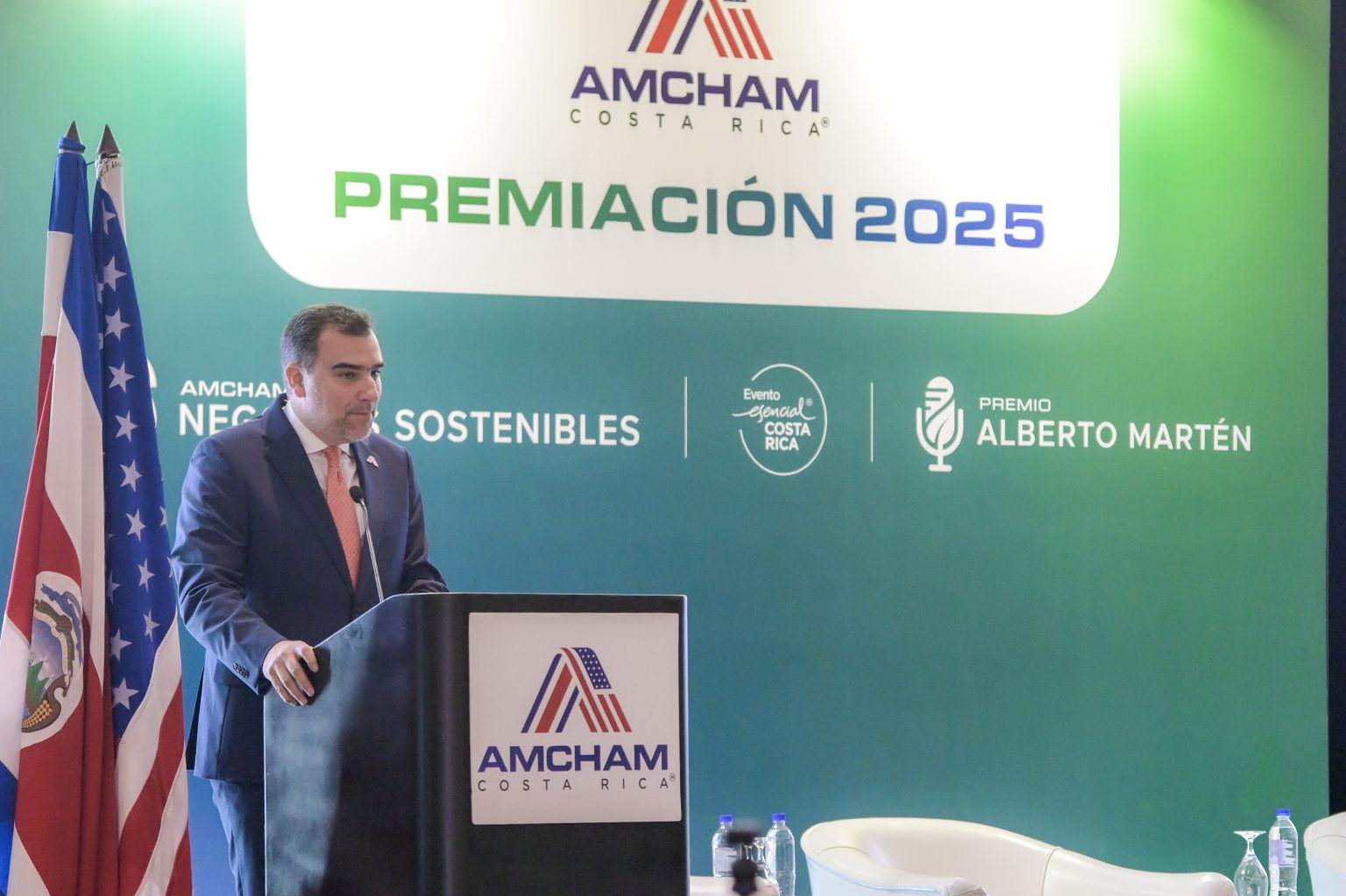 AmCham premia a empresas y periodistas que impulsan la sostenibilidad ...